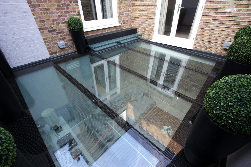 Walk on Glass - Glass Elements